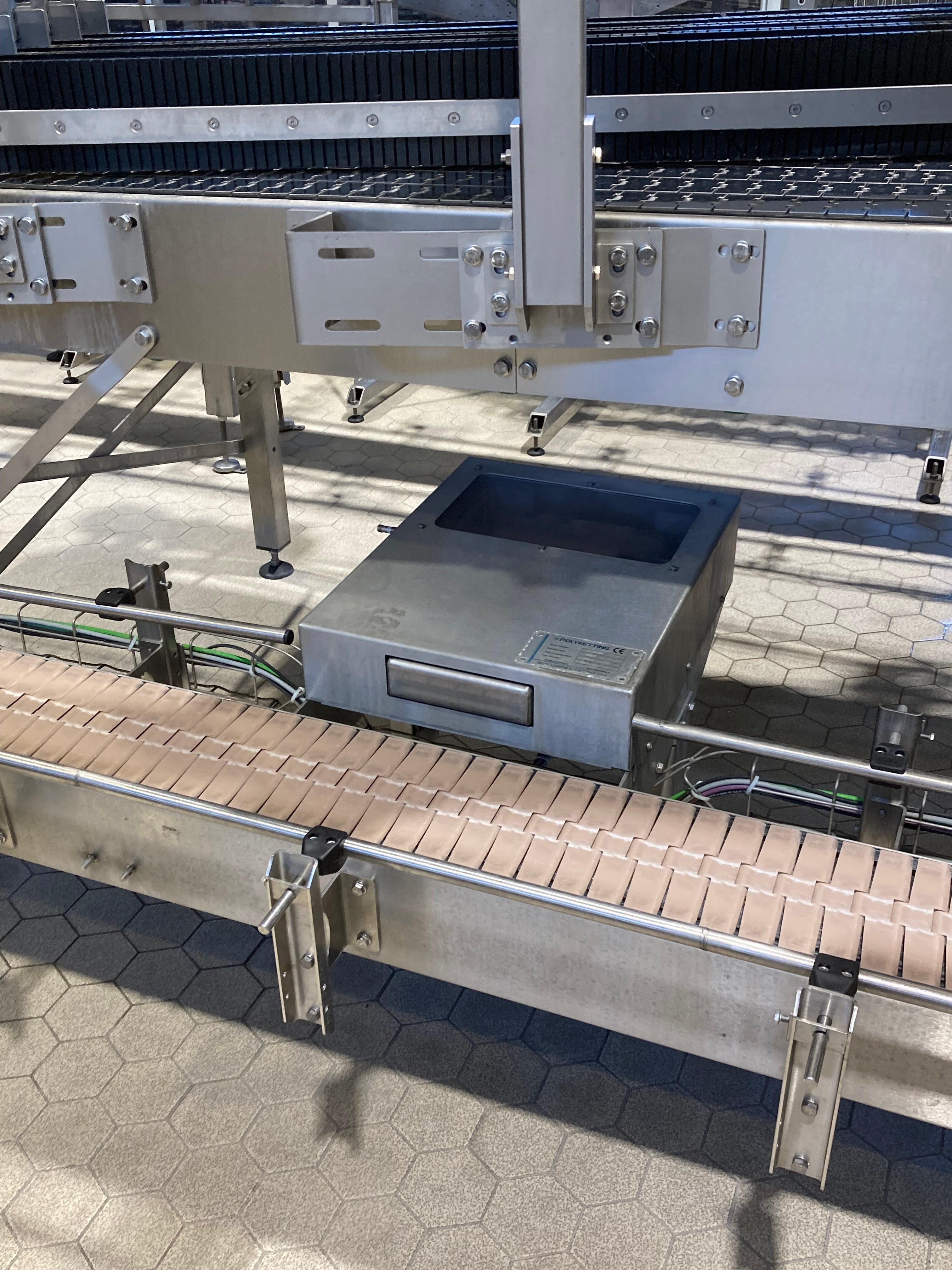 Pneumatic Pusher – Direct Reject For Reliable Removal | Polyketting