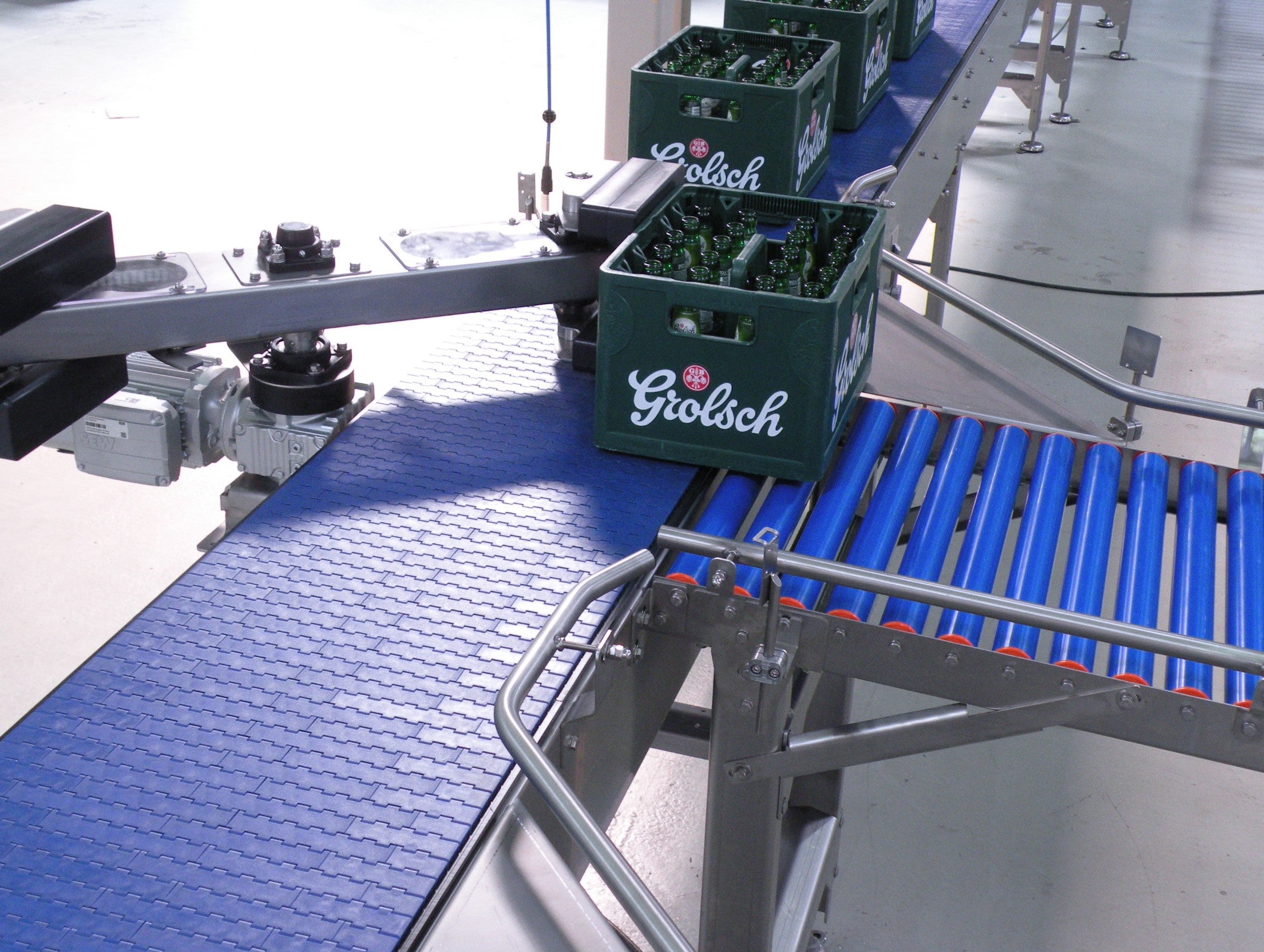Swing Arm Pusher – Mechanical Arm Reject System | Polyketting